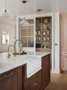 Apron Design | Bespoke kitchens & Cabinets | Apron Kitchens