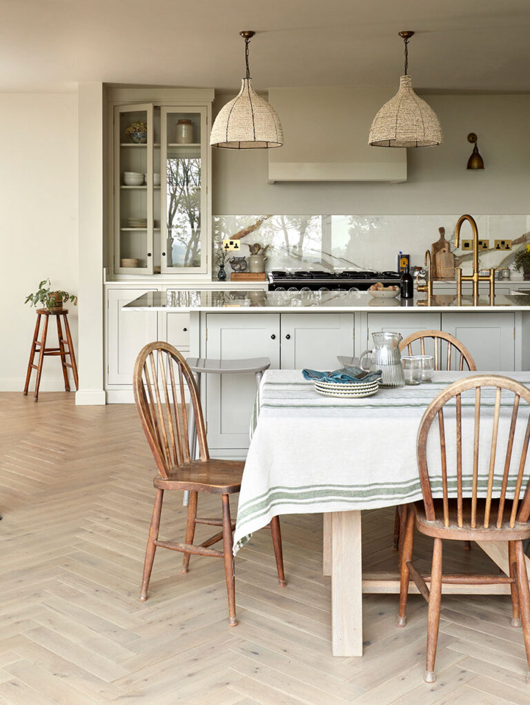 Apron Design | Bespoke kitchens & Cabinets | Apron Kitchens